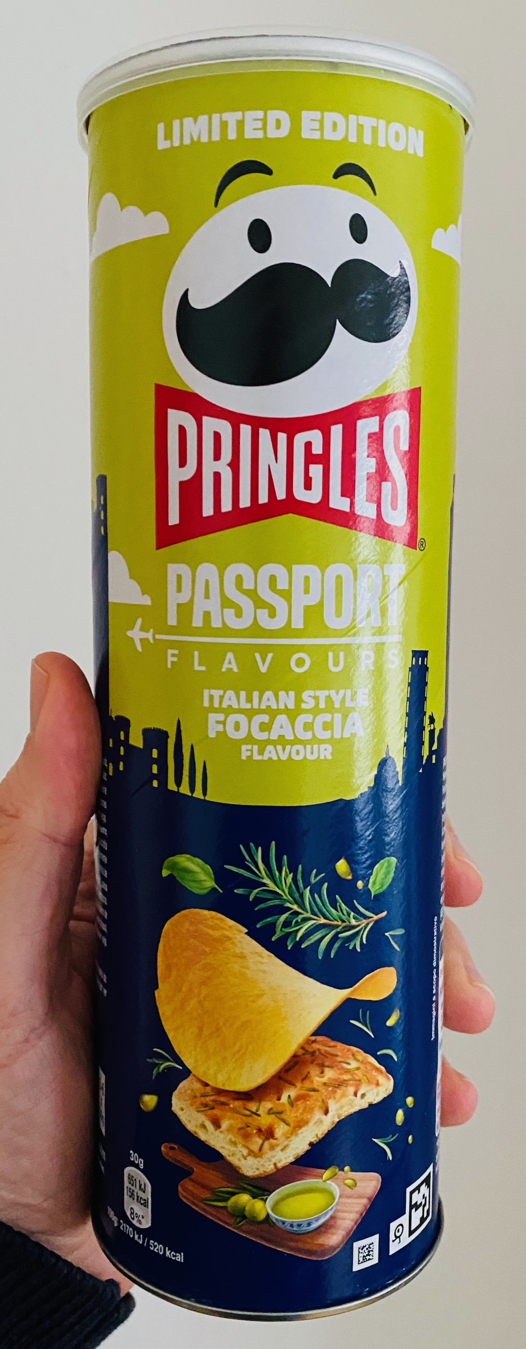 Pringles Passport Italian Focaccia 165G - naschkater.com - das ...