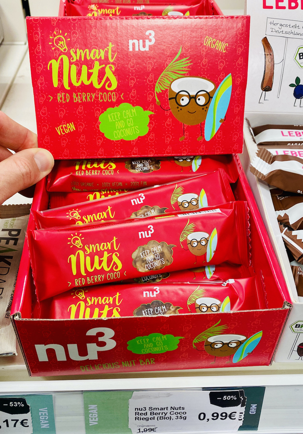 Nu3 Smart Nuts Riegel Red Berry Coco - naschkater.com - das Süßigkeiten-Marketing-Blog